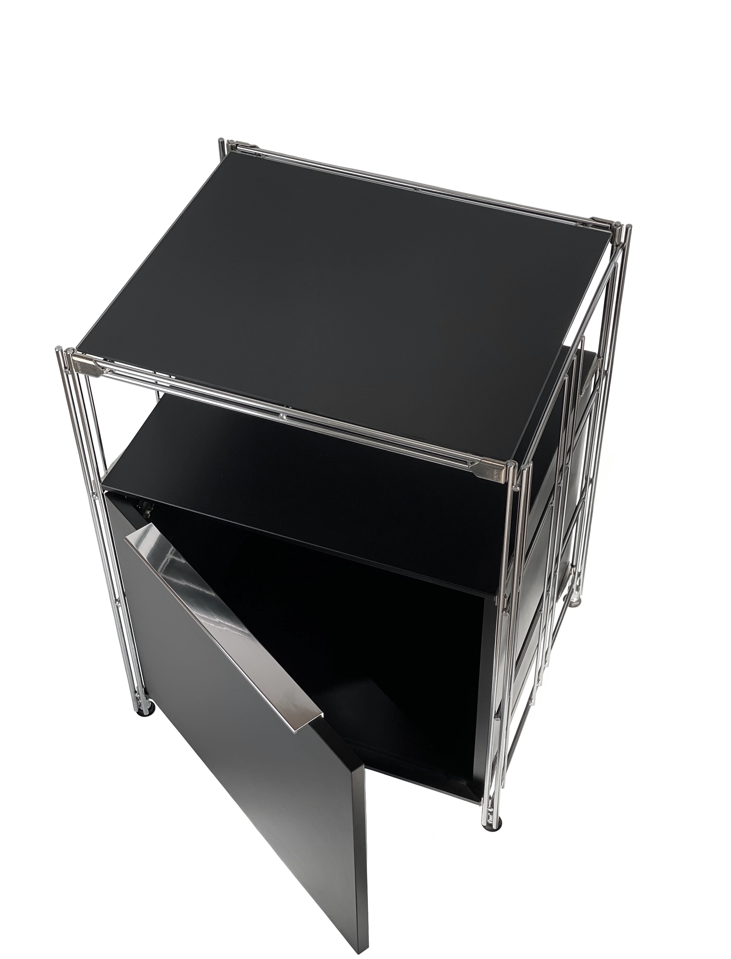 Nachttisch in chrom-schwarz mit Tür und Ablagefach - BALTON Shop